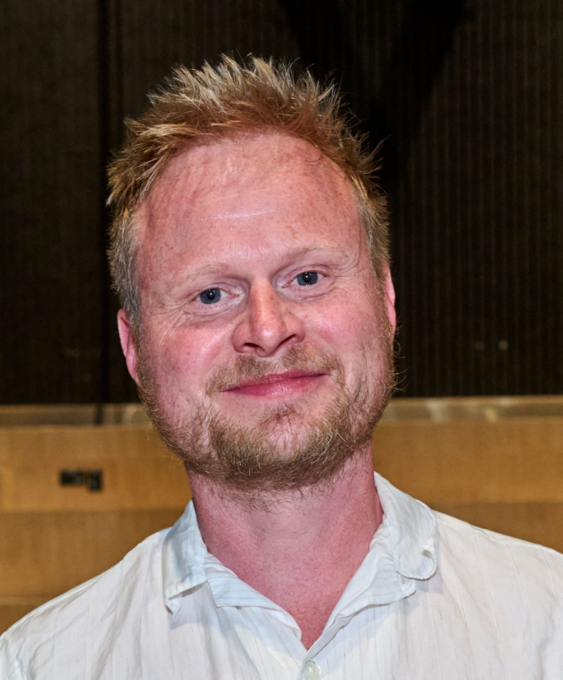 Jonatan Spang betaler millionbeløb til ekskonen | SE og HØR