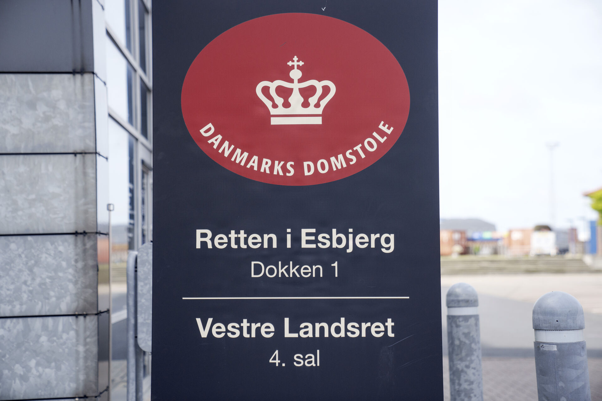 Farlig adfærd med alkohol: Dansk YouTube-stjerne får bøde på 120.000 ...