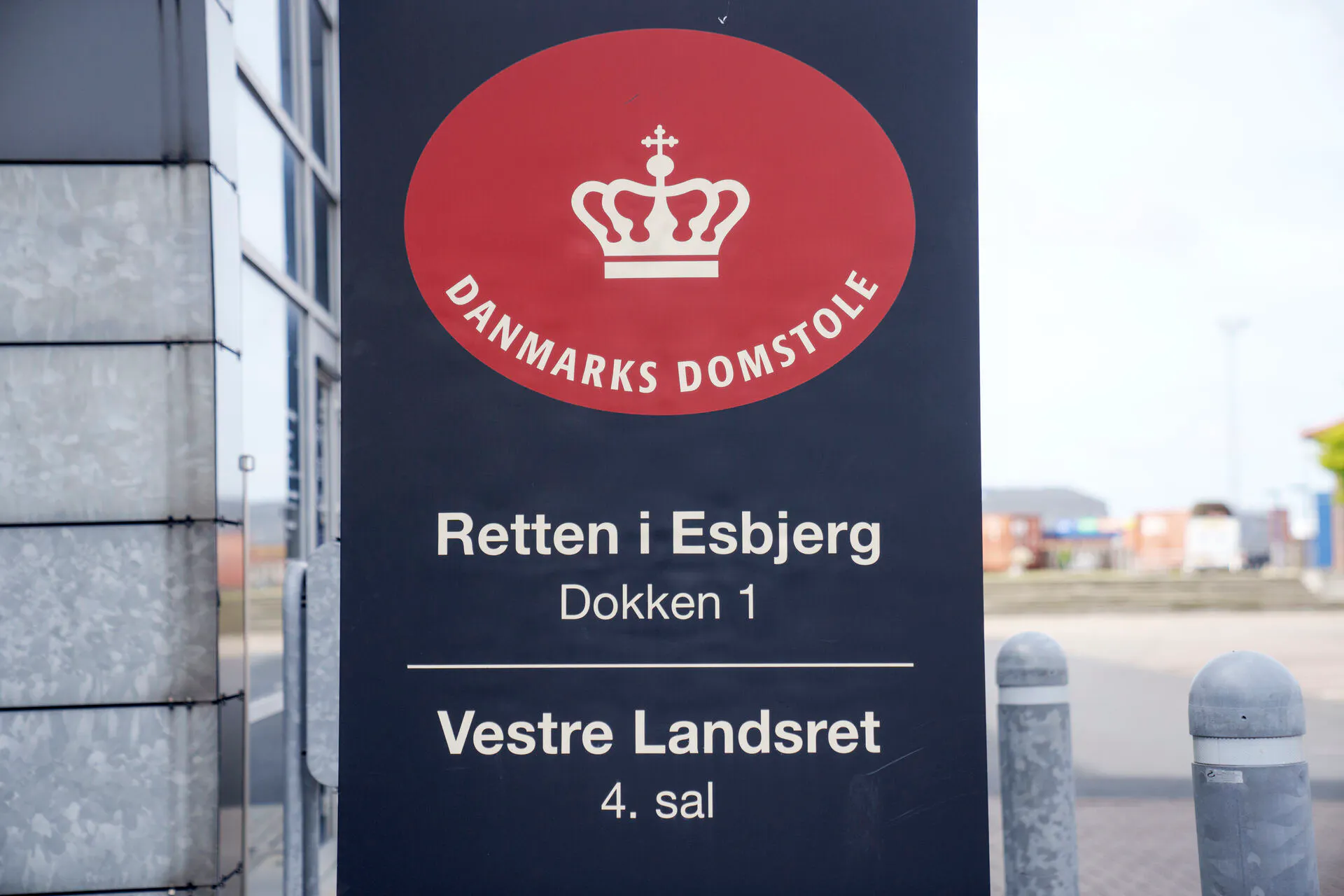 Farlig adfærd med alkohol: Dansk YouTube-stjerne får bøde på 120.000 ...
