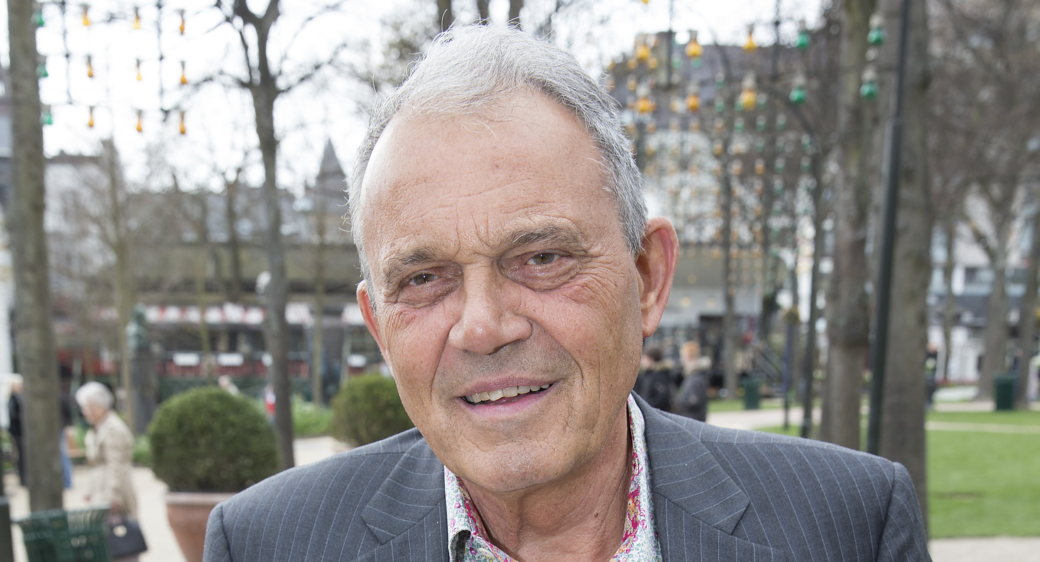 Karsten Ree lader børnene låne millioner: Søn køber kendisoase | SE og HØR